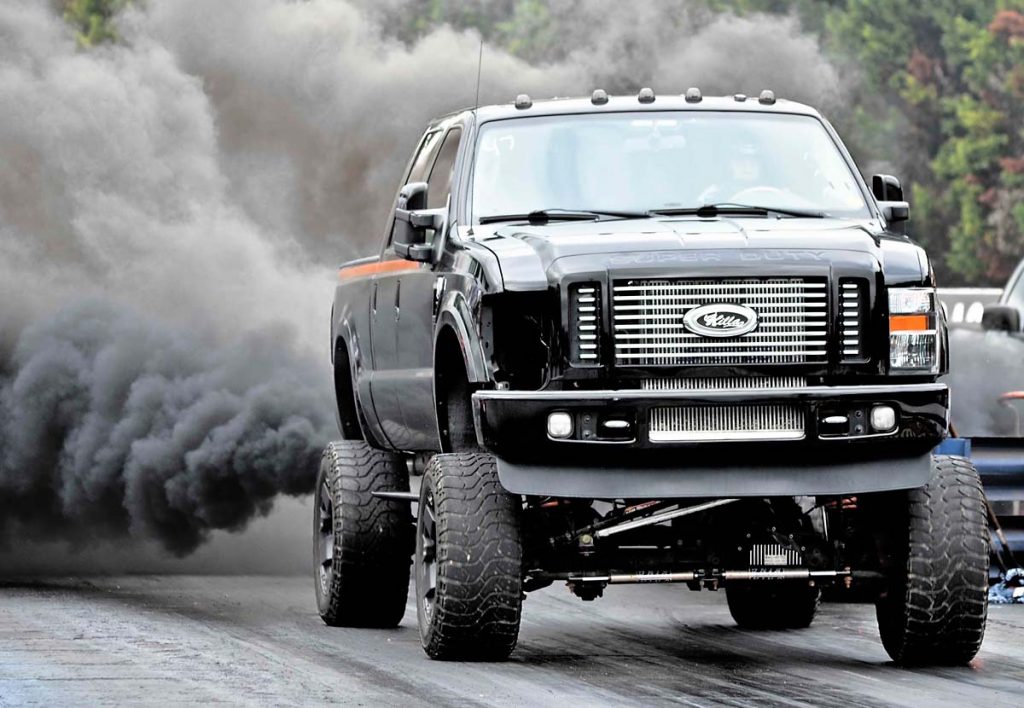 Diesel er KULT! Se og hør motorene som går fullstendig BERSERK!